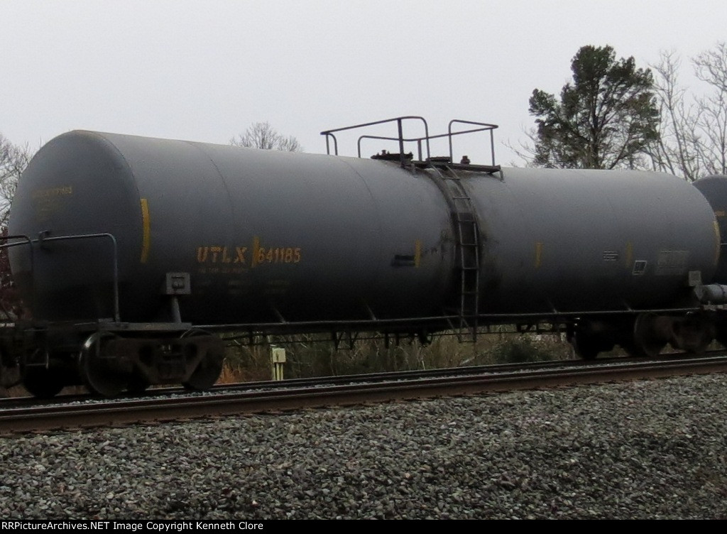 UTLX 641185 (Tank Car)